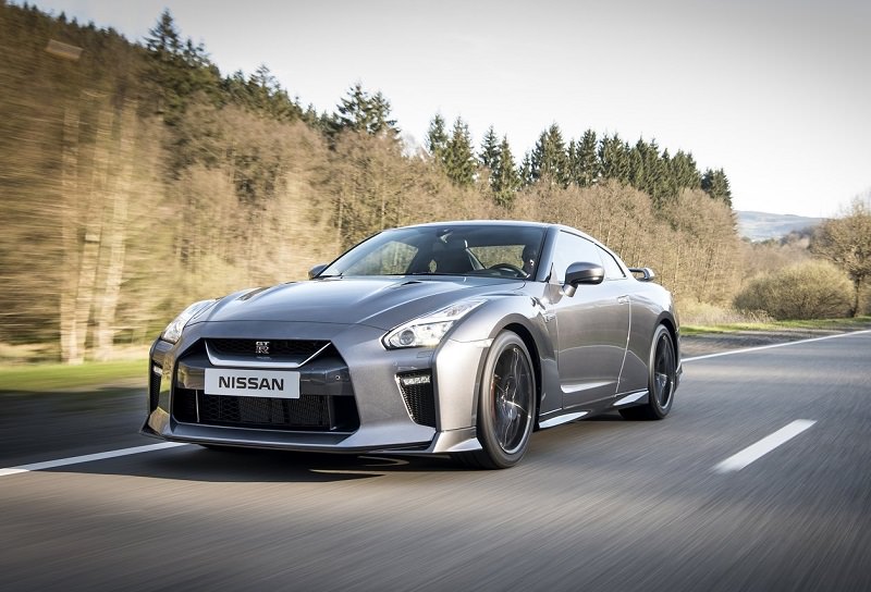 نيسان GTR 2017 | ArabGT